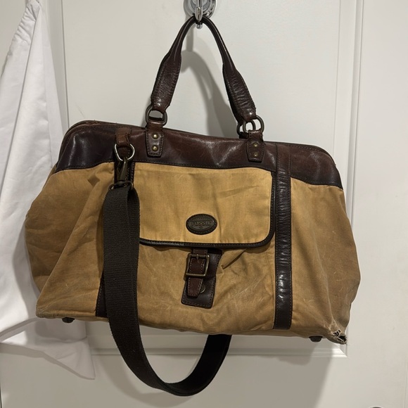 Fossil | Bags | Vintage Leather Fossil Duffel Bag Hand Straps And ...